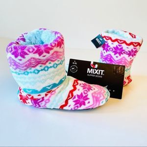 Mixit | Shoes | 2 Pairs Nwt Mixit Sz 9 L Plush Lined Slippers Socks ...